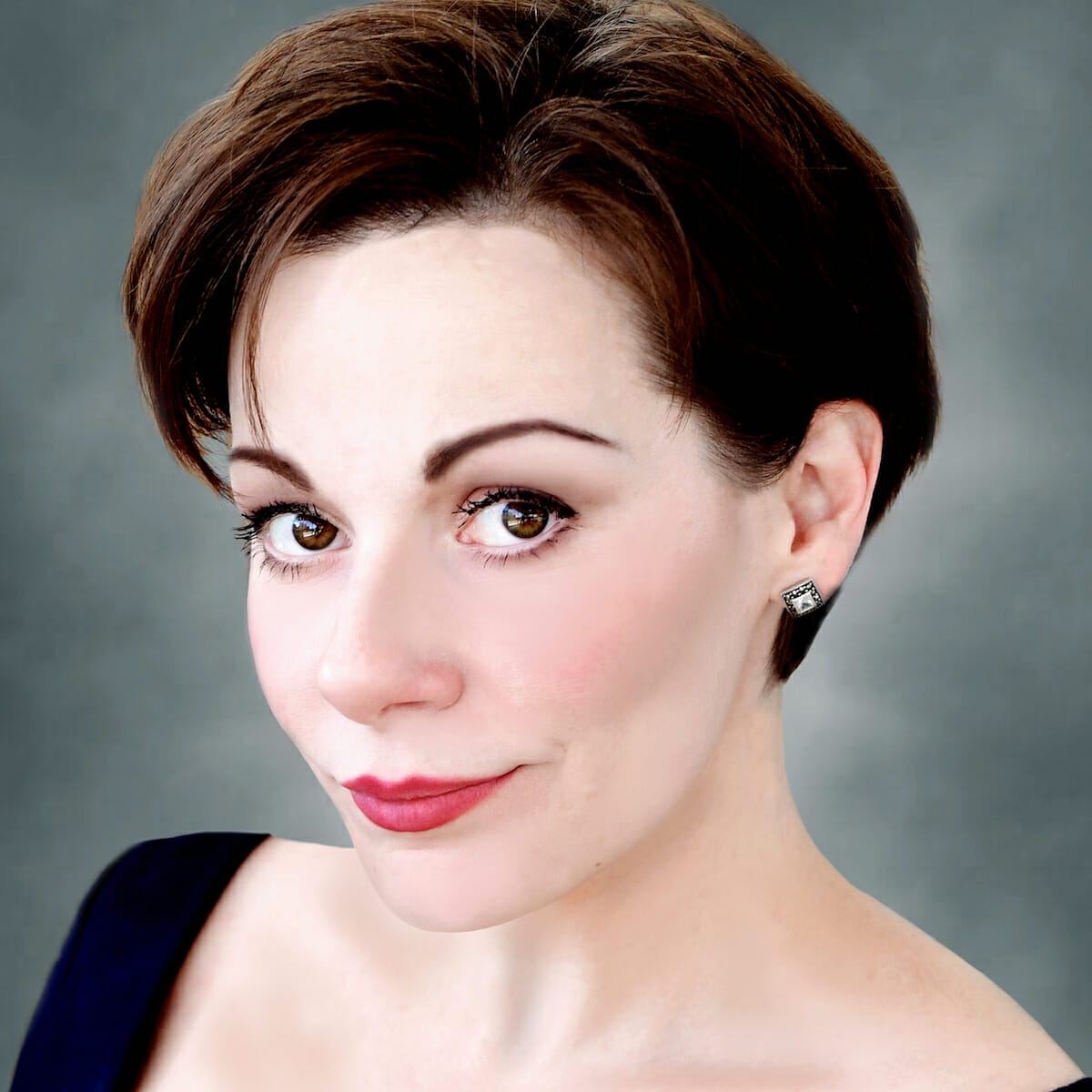 Artist Bio: Angela Ingersoll – Artists Lounge Live